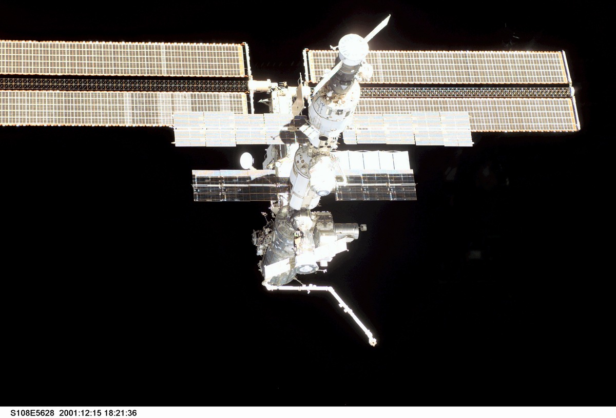 ISS 2001